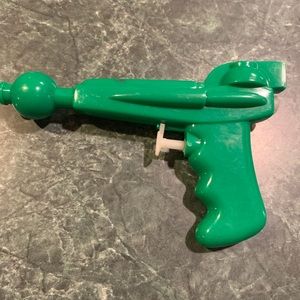 Accessories | Vtg Tmnt Teenage Mutant Ninja Turtles Water Gun | Poshmark
